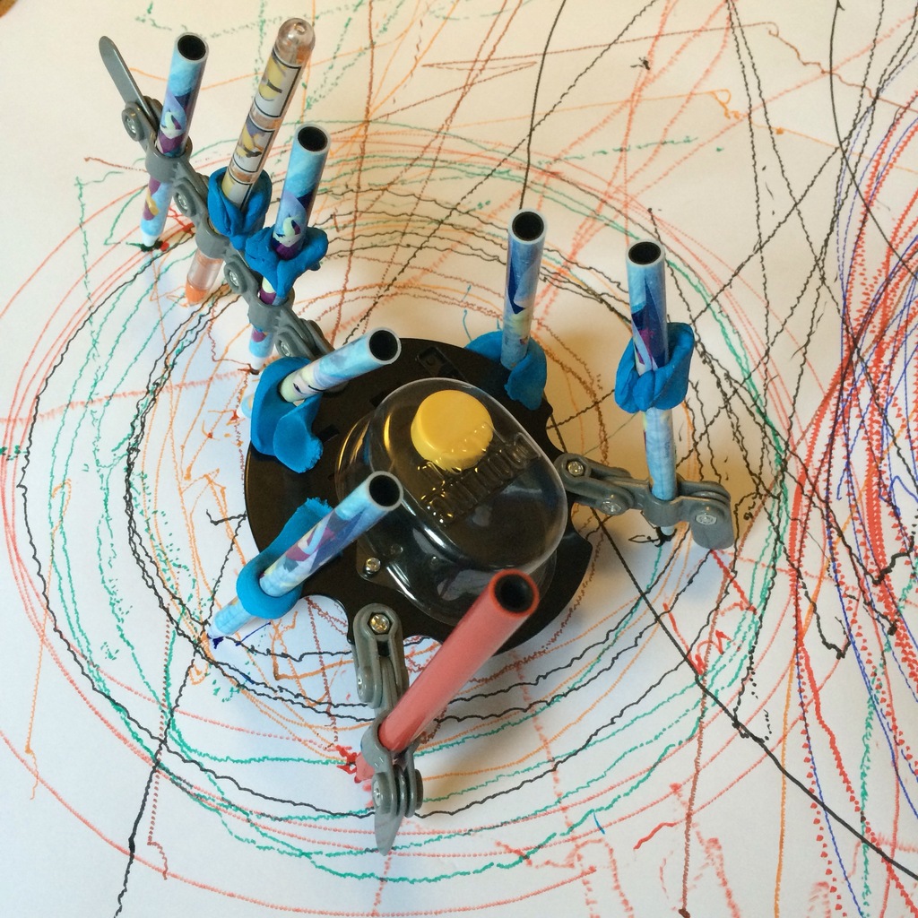 Robot Drawing | Colourful Minds
