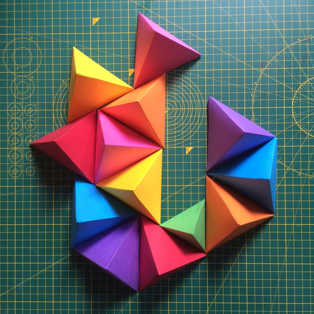 Tetrahedra | Colourful Minds