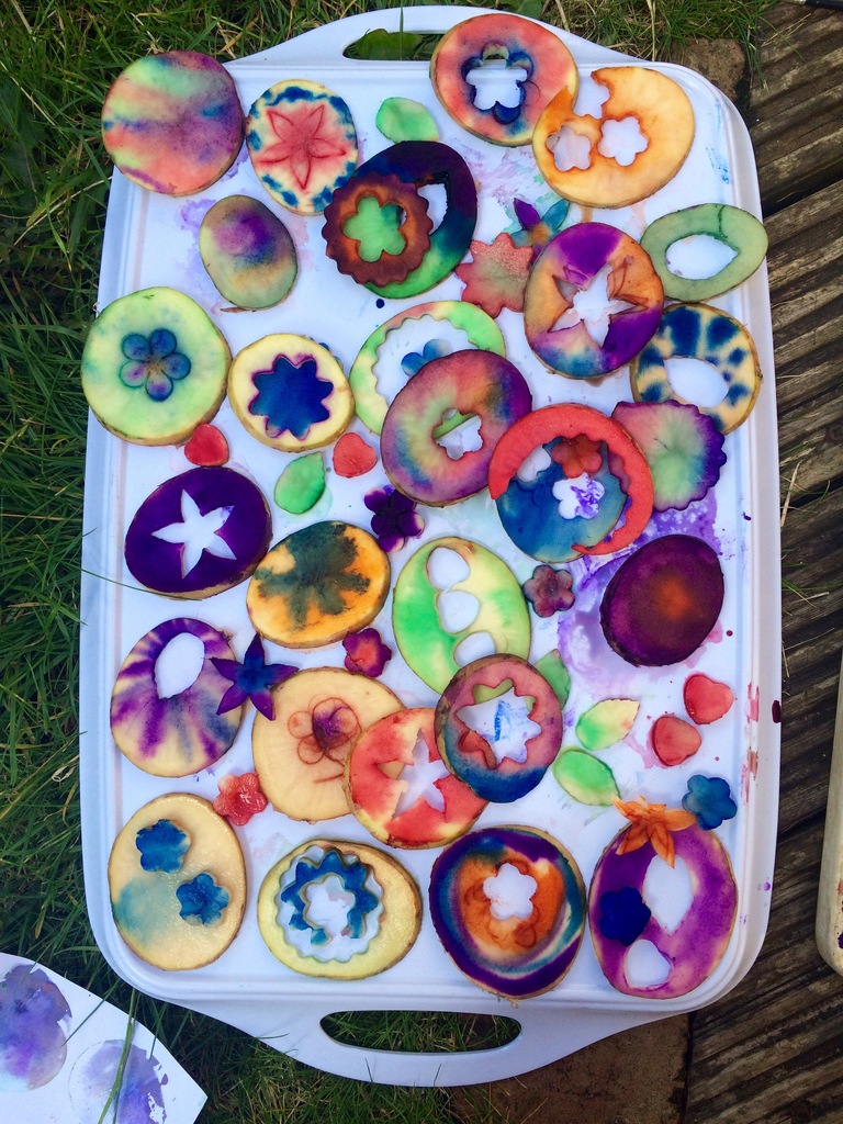Negative Potato Prints | Colourful Minds