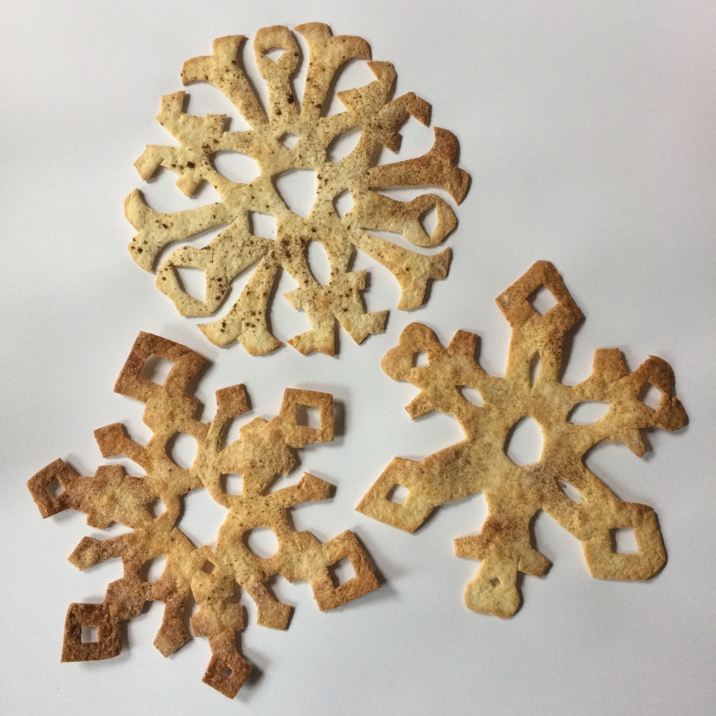 Cinnamon Snowflakes | Colourful Minds